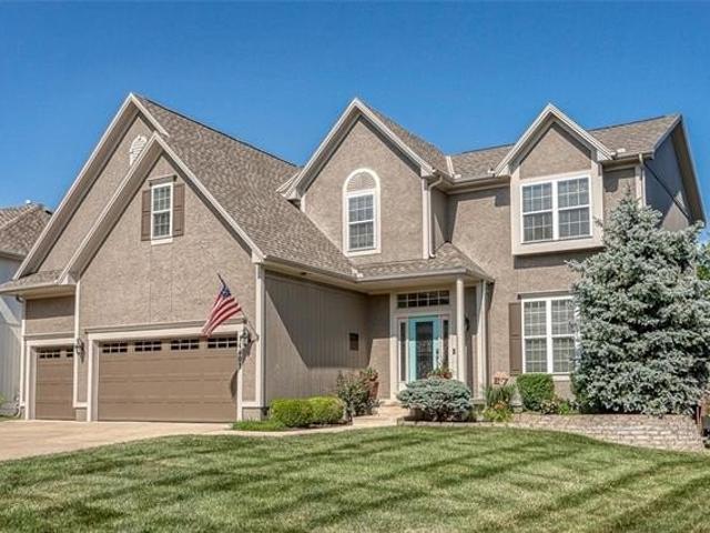 14603 Floyd St, Overland Park, KS 66223