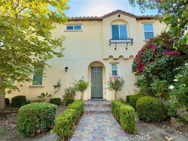 14601 W Del Playa St, Panorama City, CA 91402