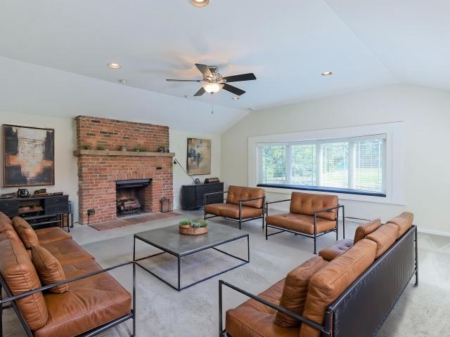 14607 Adams Road