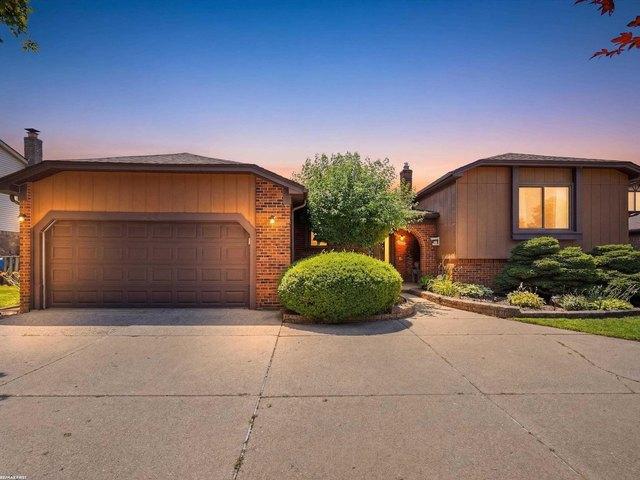 14604 Lakeshore Dr, Sterling Heights, MI 48313