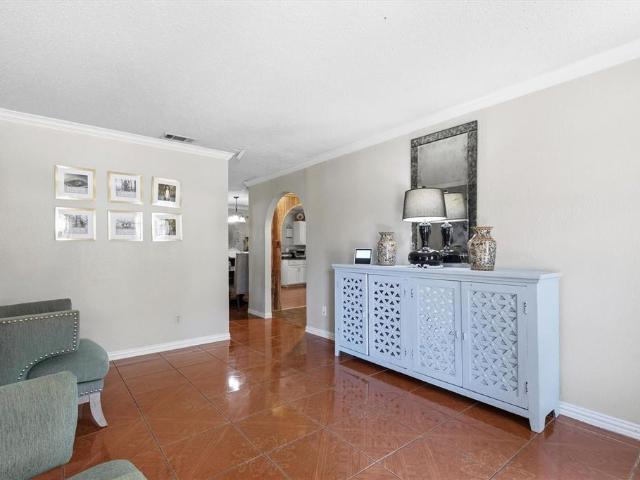 14605 Oakwood Lane