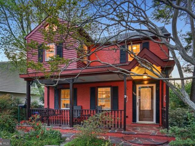 1460 N Longfellow St, Arlington, VA 22205
