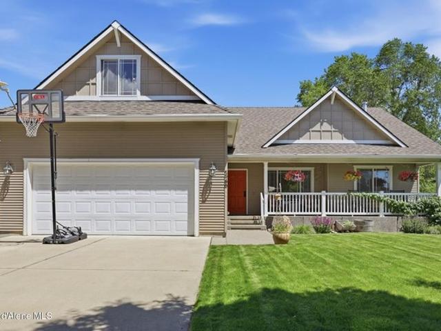 1460 N Willamette Dr, Post Falls, ID 83854