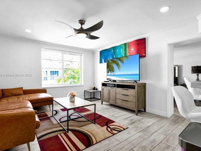 1460 Ocean Dr #305, Miami Beach, FL 33139