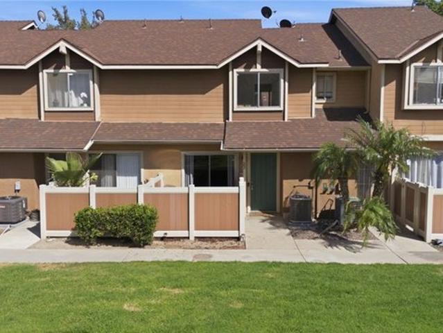 1460 Kendall Dr Unit 23, San Bernardino, CA 92407