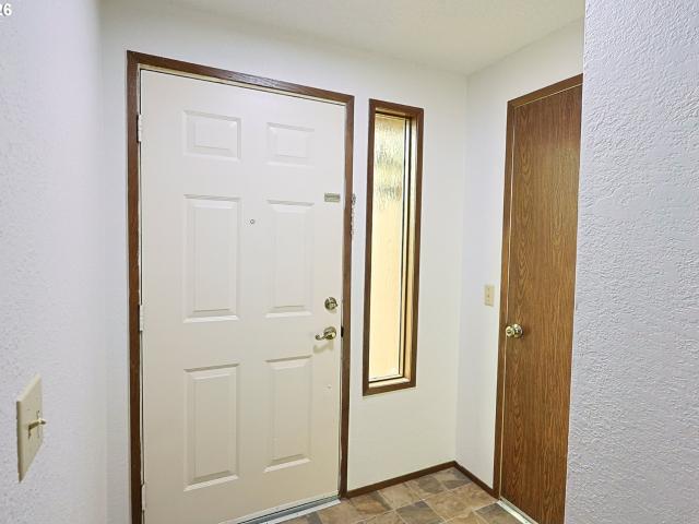1460 scott ln