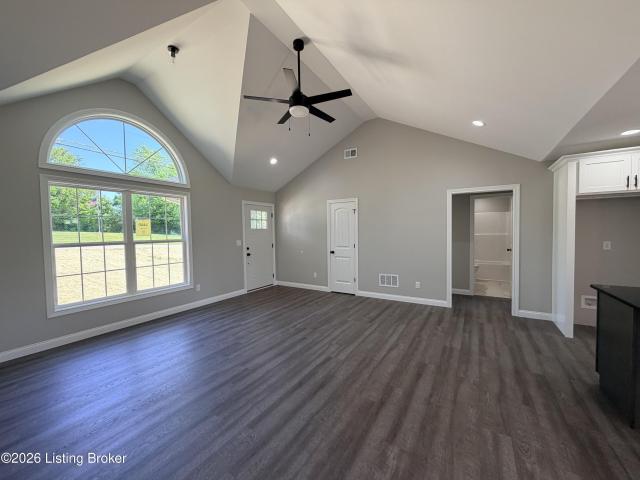1460 Tucker Dr