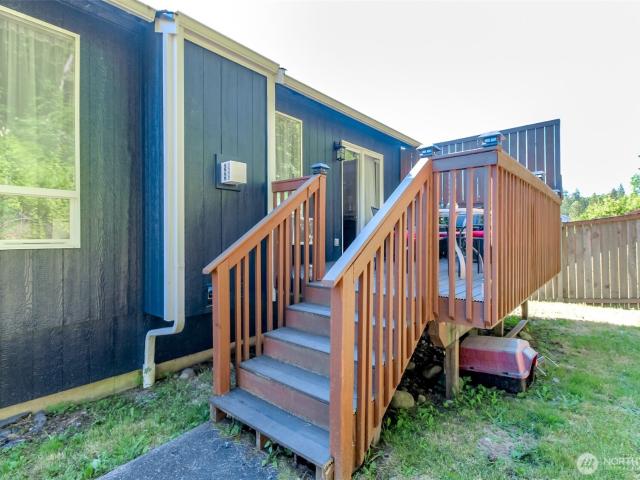 1460 th Ave Ct E, Puyallup, WA 98375 | MLS #2421