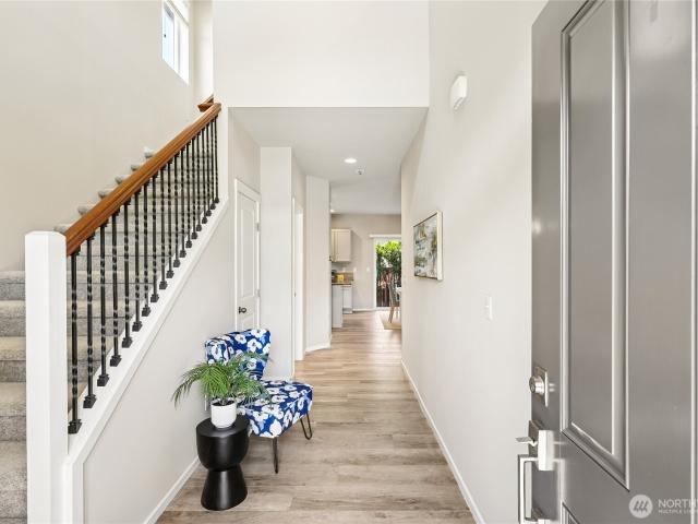 1460 th Avenue SE