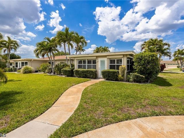 1460 Tredegar Dr, Fort Myers, FL 33919 | MLS #2026016