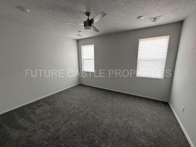 1460 Vista Grande Loop NE