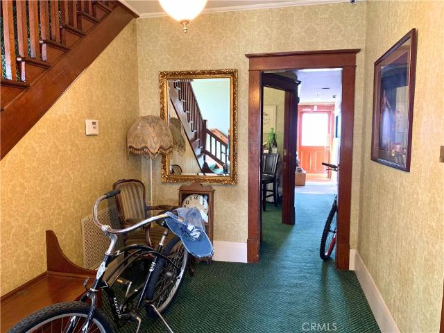 1460 W 9th
