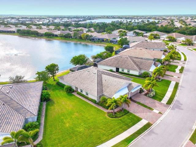 14610 Edgewater Cir, Naples, FL 34114 | MLS #226001 | Compass