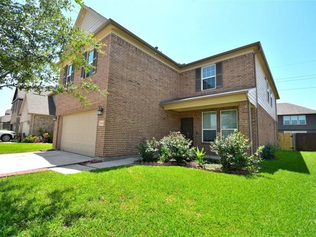 14610 Ruddy Duck Ln, Houston, TX 77049