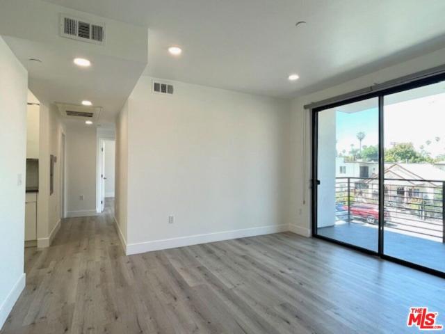14612 Calvert Street 202