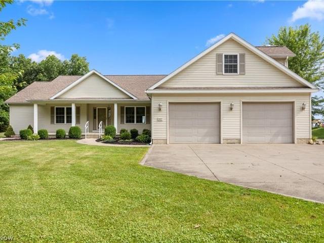 14617 Kneisel Rd, Vermilion, OH 44089