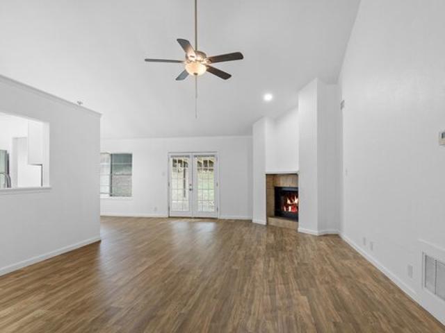 14614 Highland Rdg