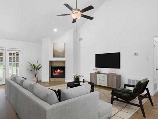 14614 Highland Rdg