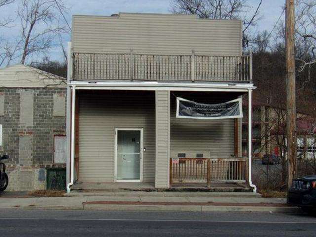 14615 McMullen Hwy SW, Cresaptown, MD 21502