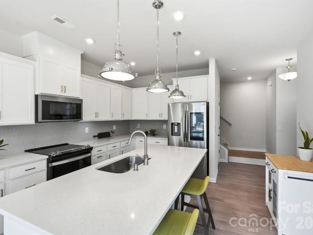 14618 Tamarack Drive