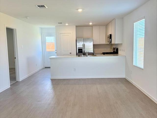 1461 Erie Drive