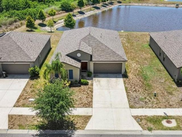 1461 Golden Glow Dr, Ruskin, FL 33570