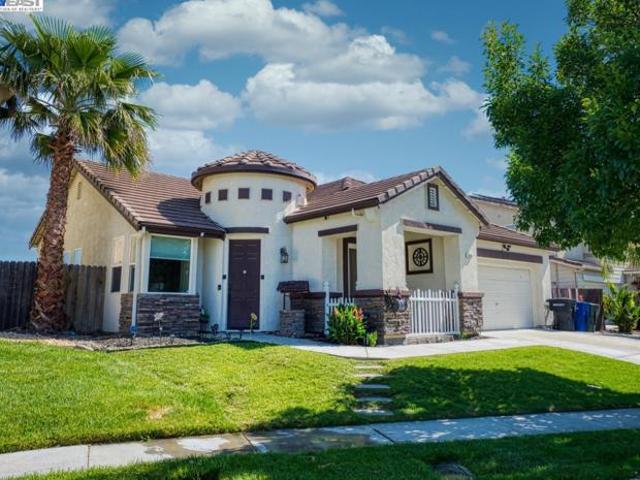 1461 Jake Creek Dr, Patterson, CA 95363