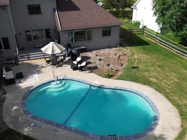 1461 W Smith Road