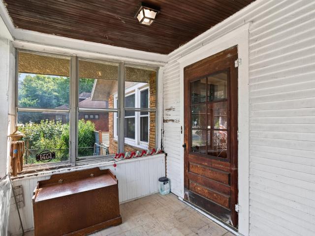 1461 7th Street W