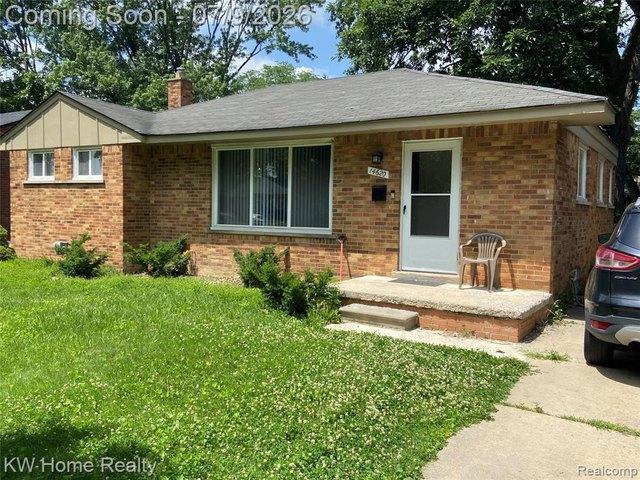 14620 Pearson St, Oak Park, MI 48237