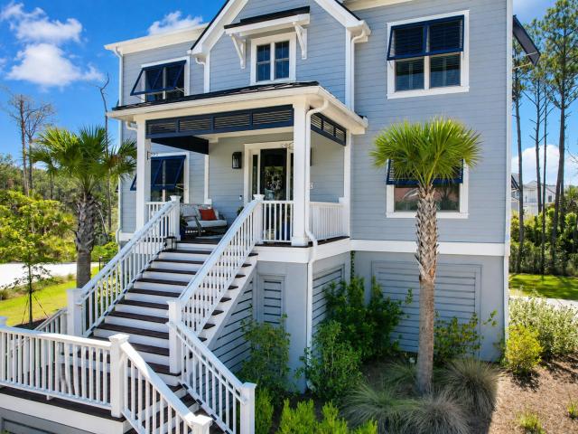 1462 Alligator Creek Court