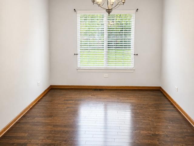 1462 Glen Ellyn Road