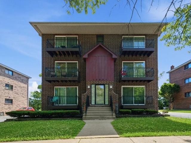 14631 S Lamon Ave, Midlothian, IL 60445