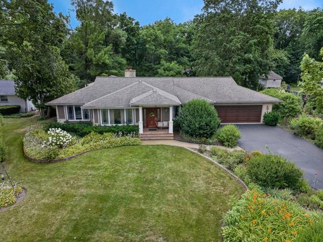 14637 W River Oaks Dr, Lincolnshire, IL 60069