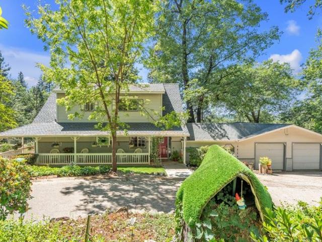 14638 Flicker Dr, Grass Valley, CA 95949