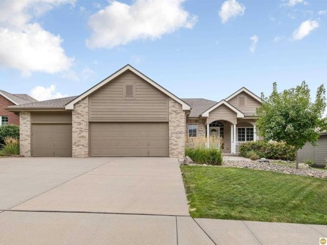 14639 Ernst St, Bennington, NE 68007