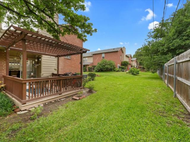 1463 Meadowood Village Drive
