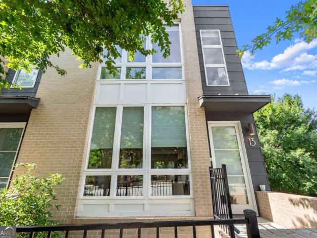 1463 La France Street NE 13