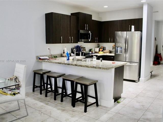 1463 SE 24th Ter, Homestead, FL 33035
