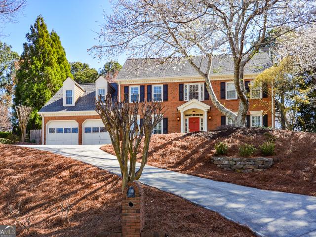 1463 Wood Thrush Way