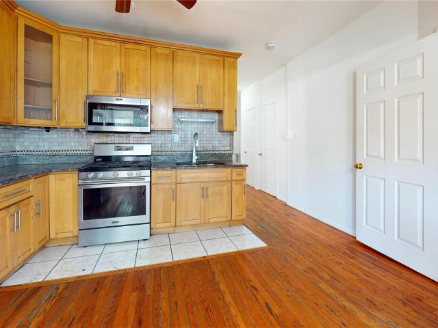 146 19 Lakewood Avenue | Compass