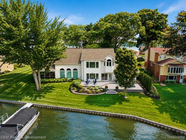 146 Castlewood Drive