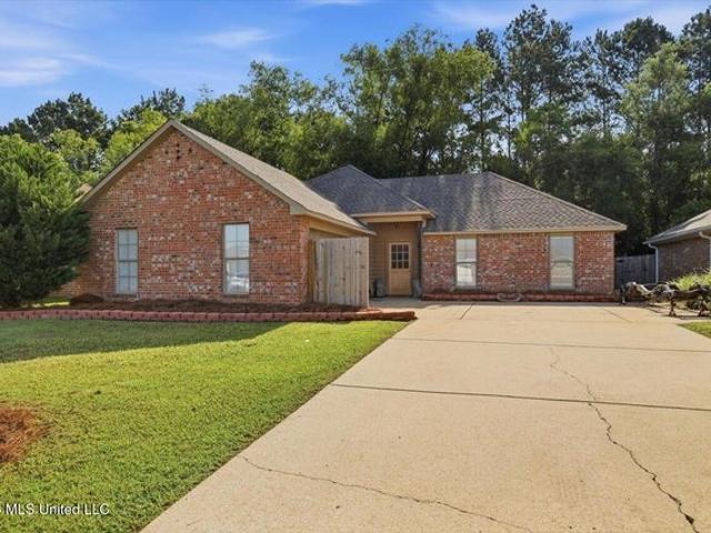 146 Cedar Spring Cir, Pearl, MS 39208