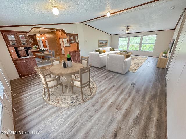 146 Cloverdale Road