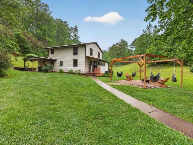 146 Anderson Ln
