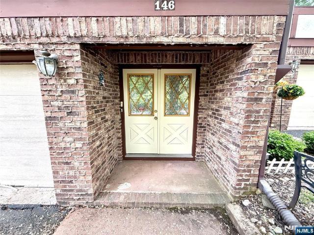 146 Garside Avenue # 5