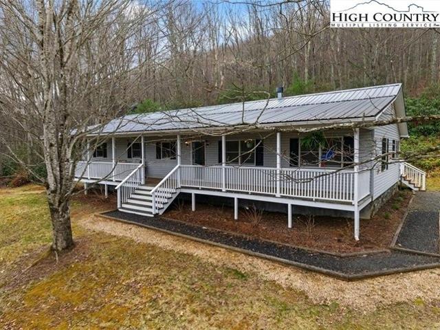 146 Grandpas Farm Rd, Fleetwood, NC 28626
