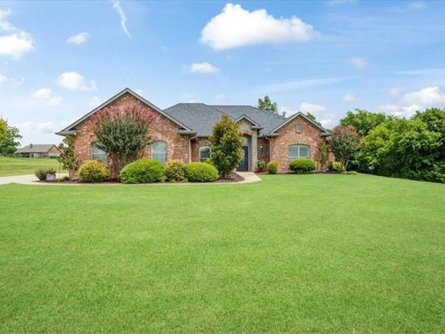 146 Derby Dr, Van Alstyne, TX 75495