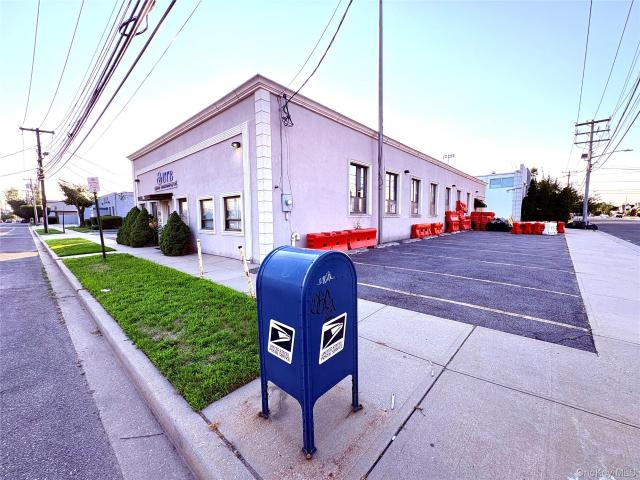 146 E 2nd Street