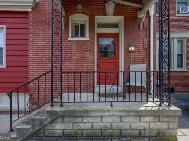 146 E Clay Street